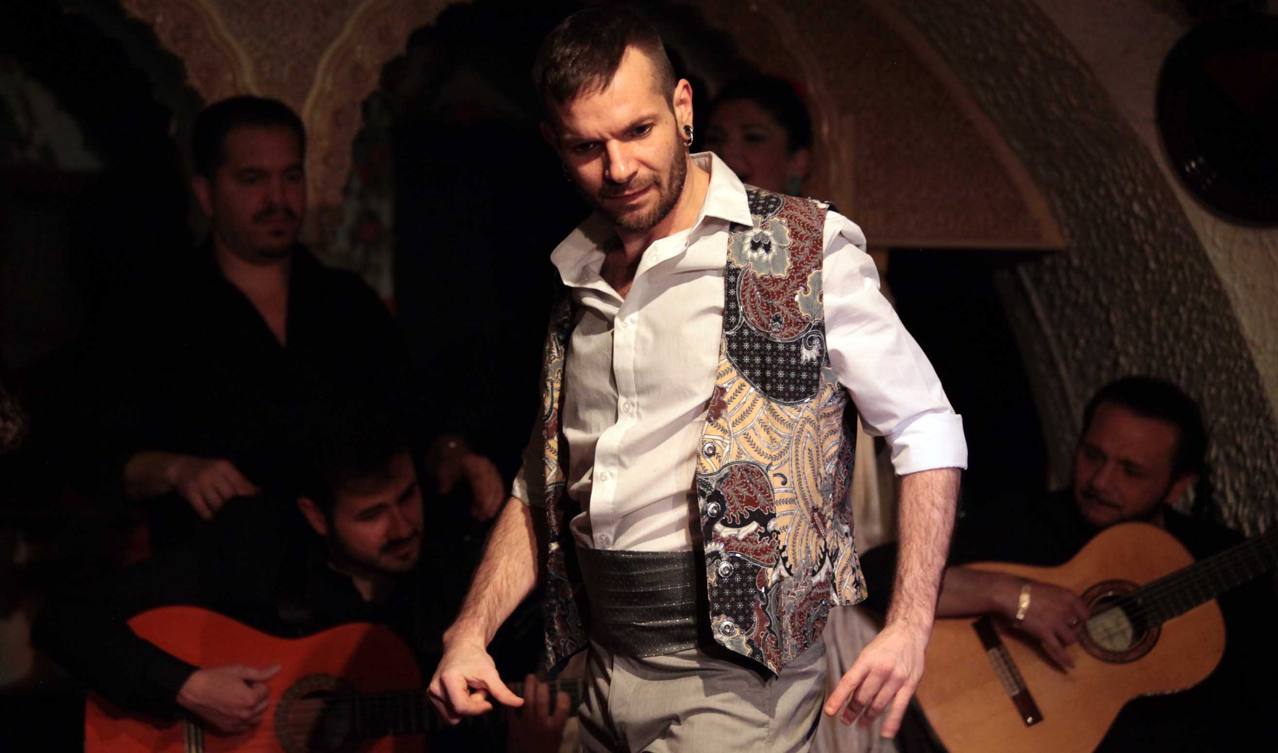 Jesús Fernández | Flamenco Barcelona Show - Best Flamenco Barcelona Tickets